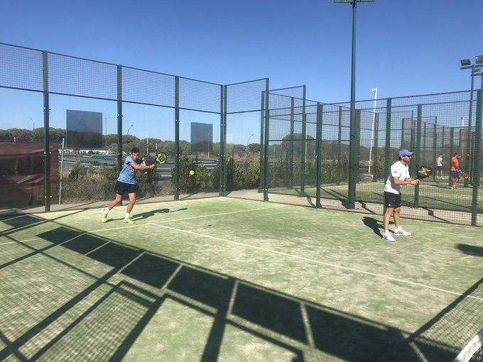 El VI Torneo de pádel de Matalascañas concentra a participantes de toda ...